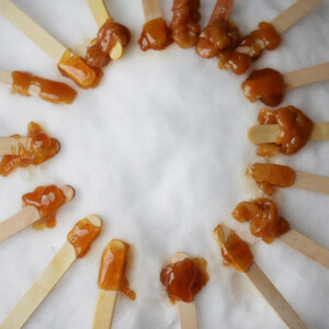 Easy Maple Taffy on Snow Recipe - Fare Isle