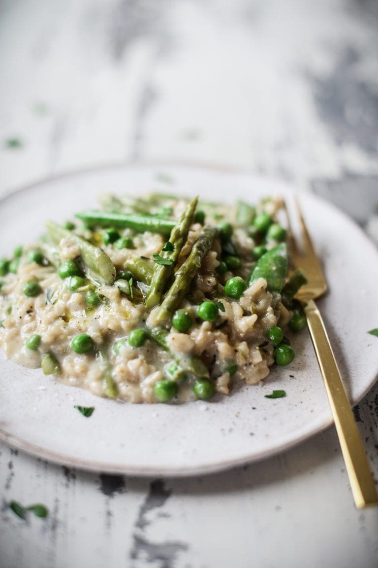 Spring Vegan Risotto with Asparagus, Wild Ramps and Peas - Fare Isle