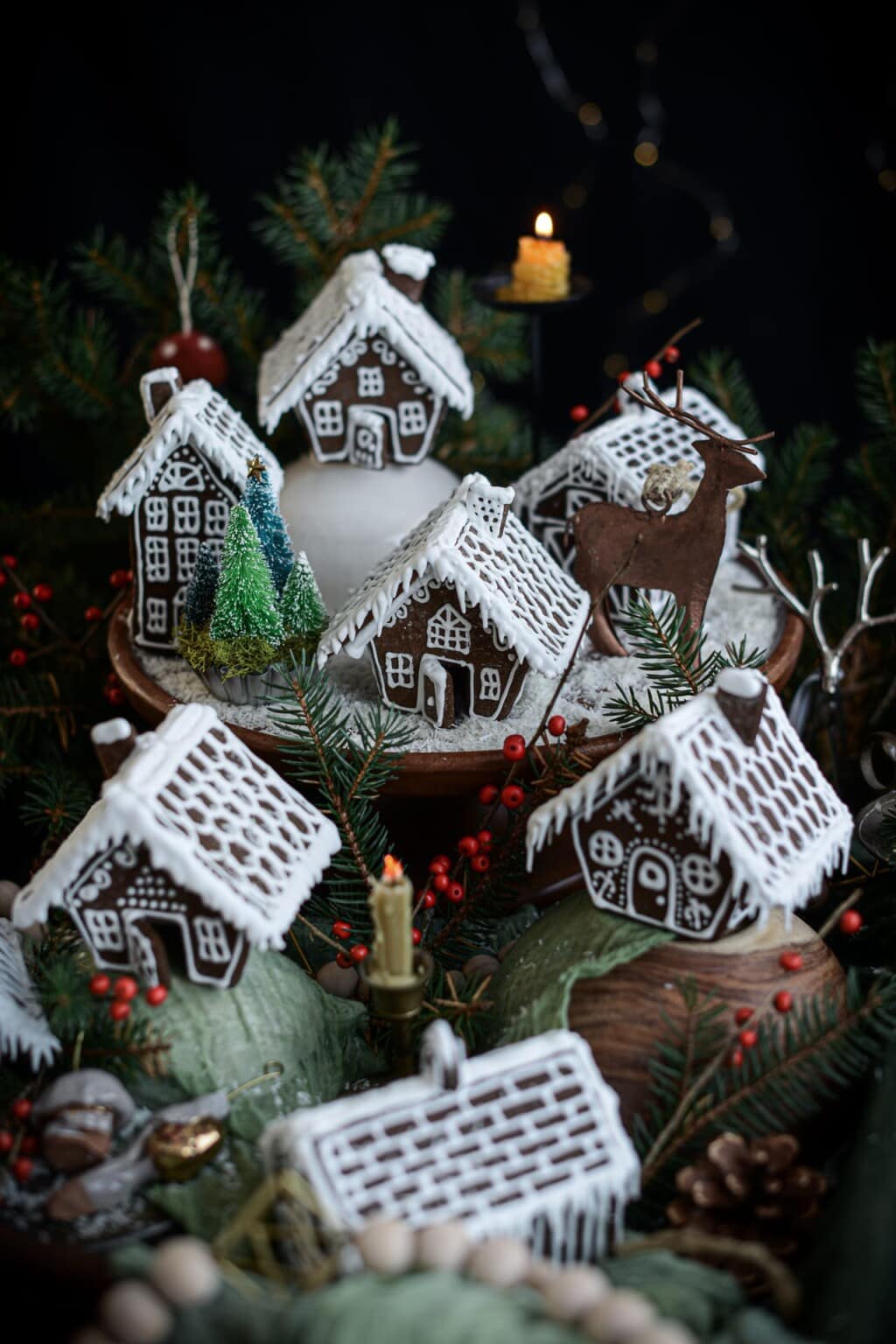 Mini Gingerbread Houses - Festive Holiday Decor - Fare Isle