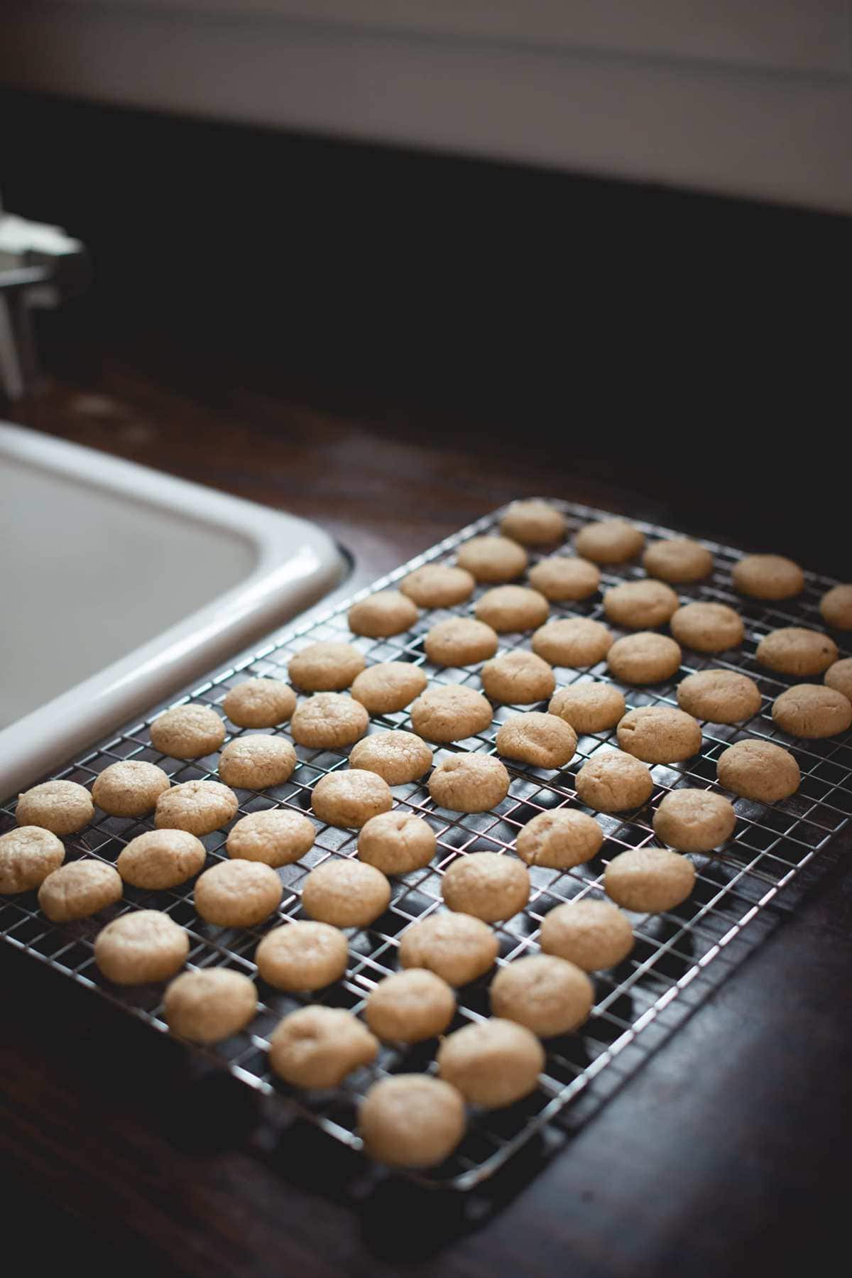 Italian Baci di Dama Cookies (Lady's Kisses) - Fare Isle