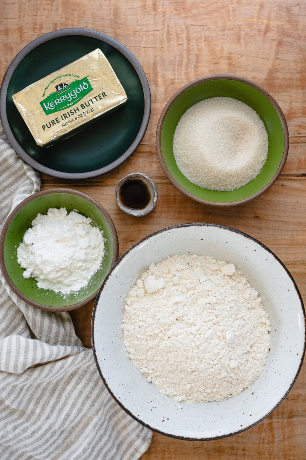 Traditional Irish Shortbread Cookies Recipe - Fare Isle